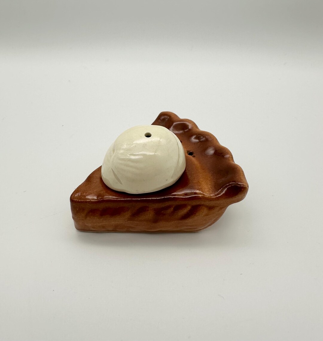 Vintage Ceramic Pumpkin Pie Ala Mode/ With Ice Cream Salt and Pepper ...