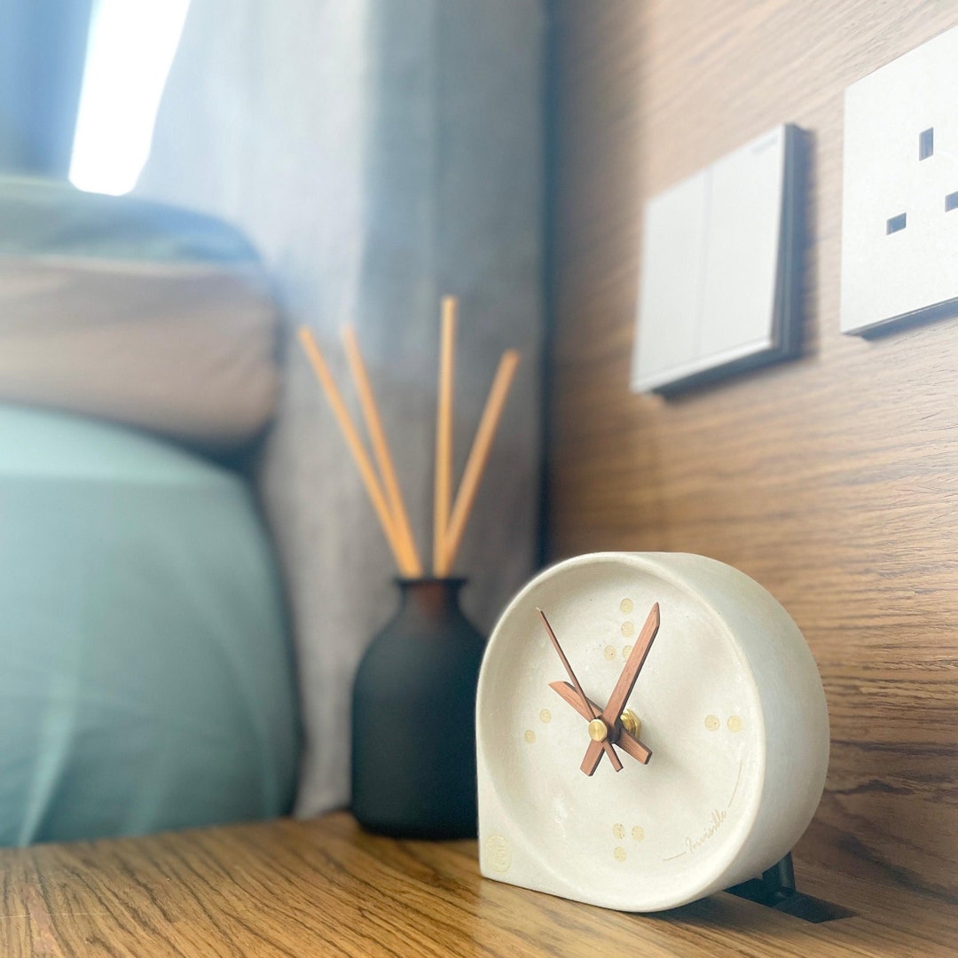Concrete Desk Clock , Handmade Concrete Home Decor, Cement Clock, Non ...