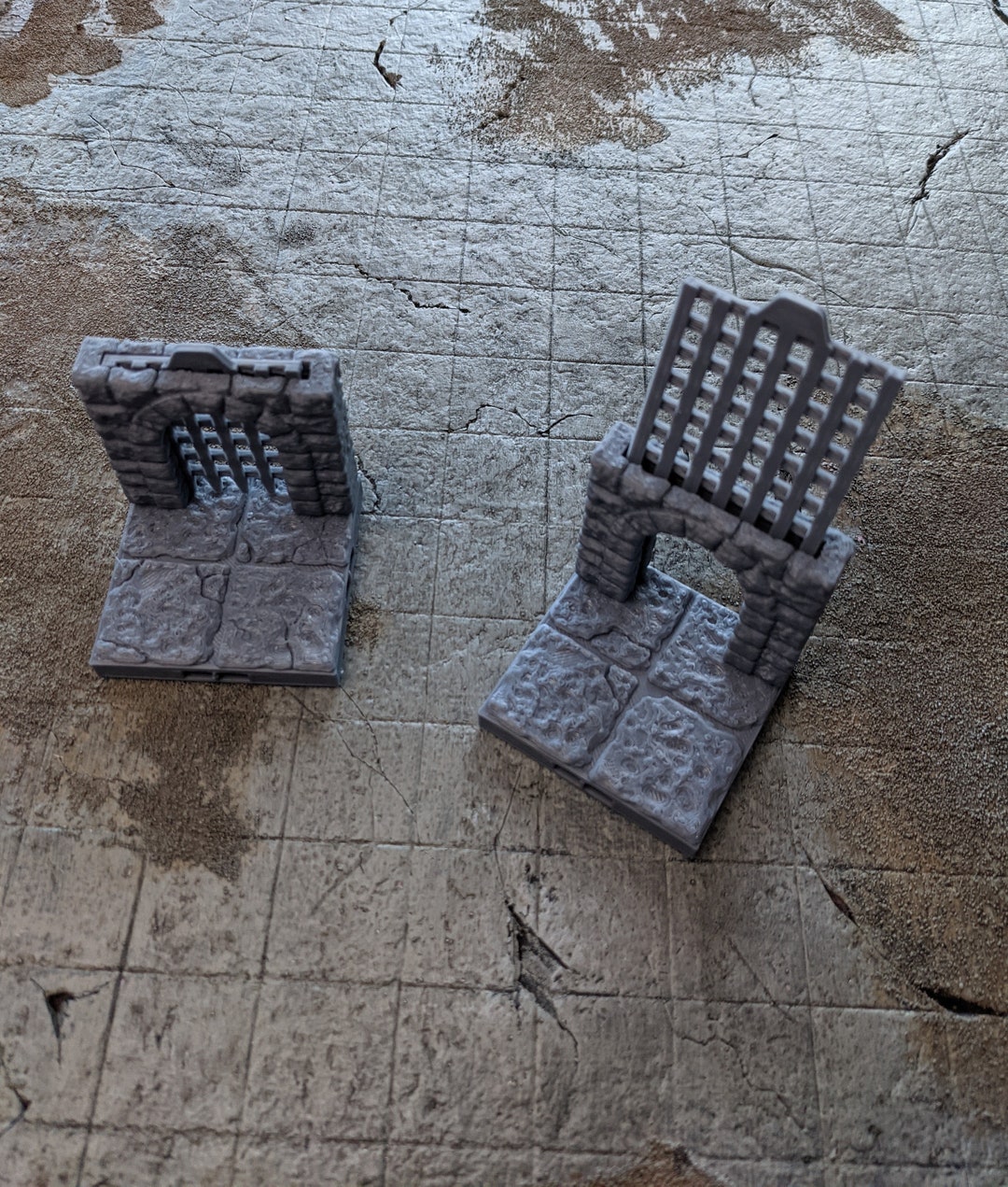 Two Portcullis Walls Dungeon Tile Terrain RPG Dragonlock - Etsy Canada