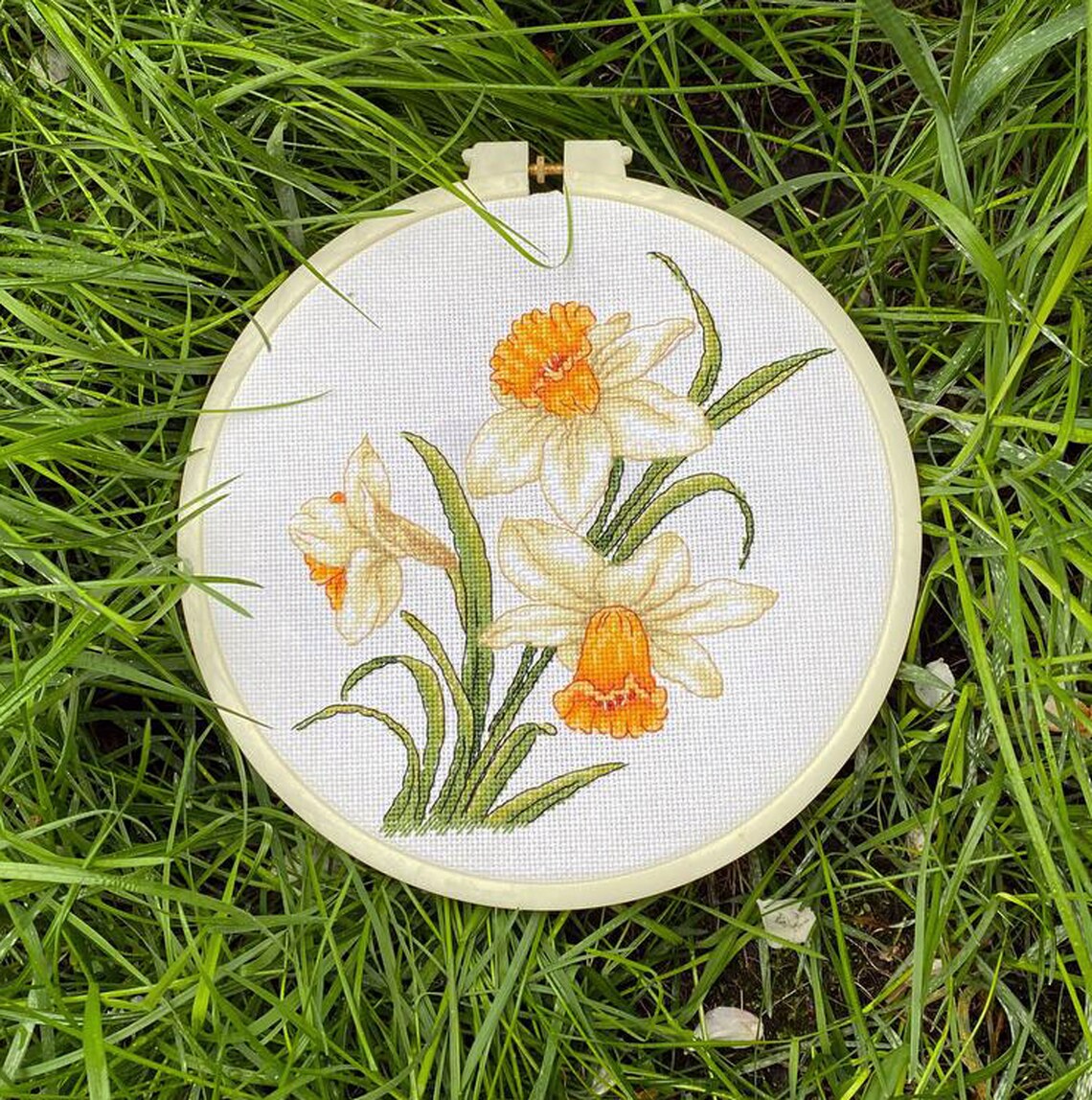 White Daffodils Cross Stitch Pattern – Spring Floral Embroidery (PDF ...