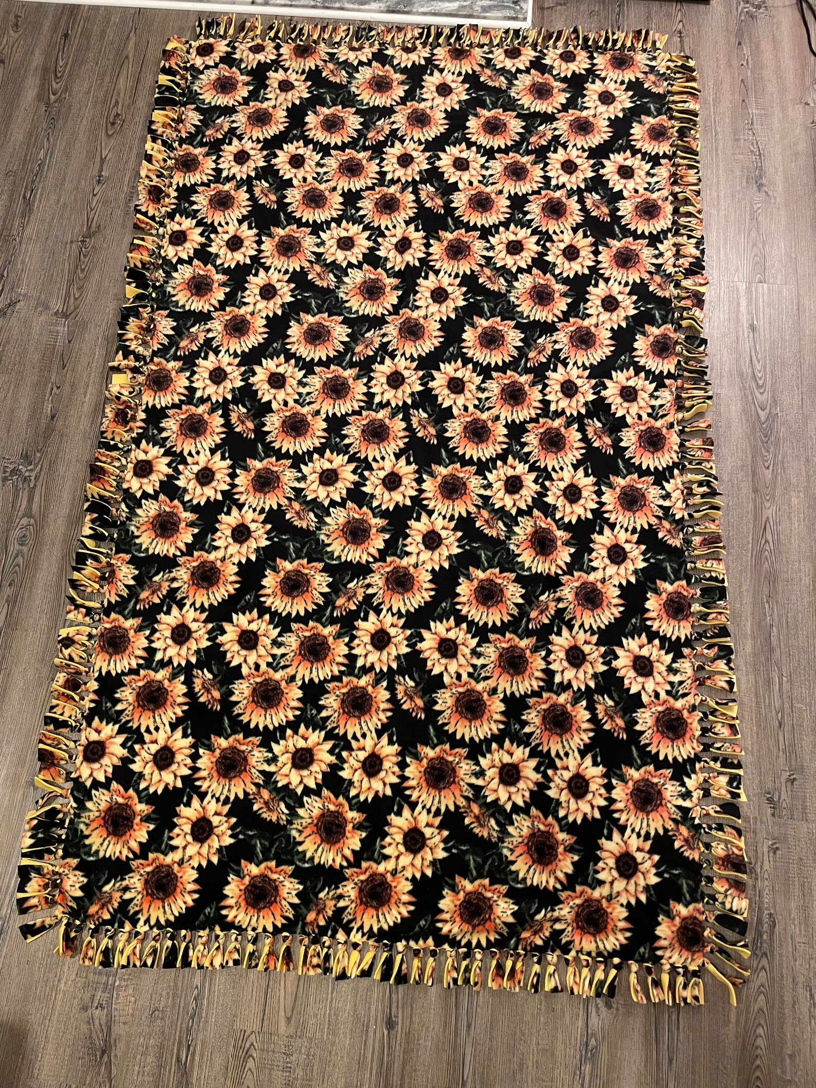 Sunflower Hand-made Double Thick Fleece Tie / Throw Blanket 50" X 80 ...