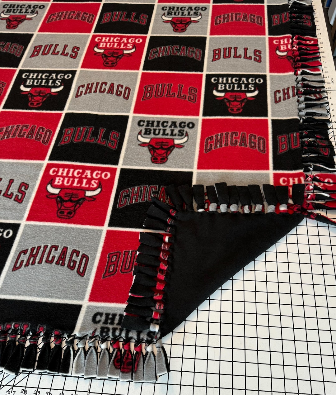 Chicago Bulls Handmade Double Thick Fleece Tie Blanket 52" X 80" - Etsy