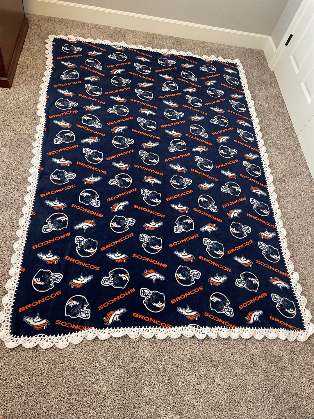 Denver Broncos Fleece Throw Blanket with Crocheted Border - Etsy Österreich