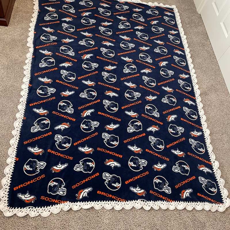 Broncos Crochet - Etsy