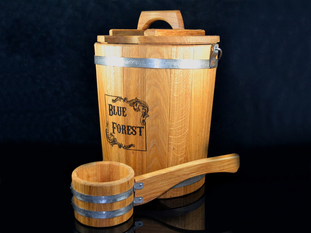 Oak Bucket 15 L With Ladle , Wooden Steamer Bucket Sauna Broom, With ...