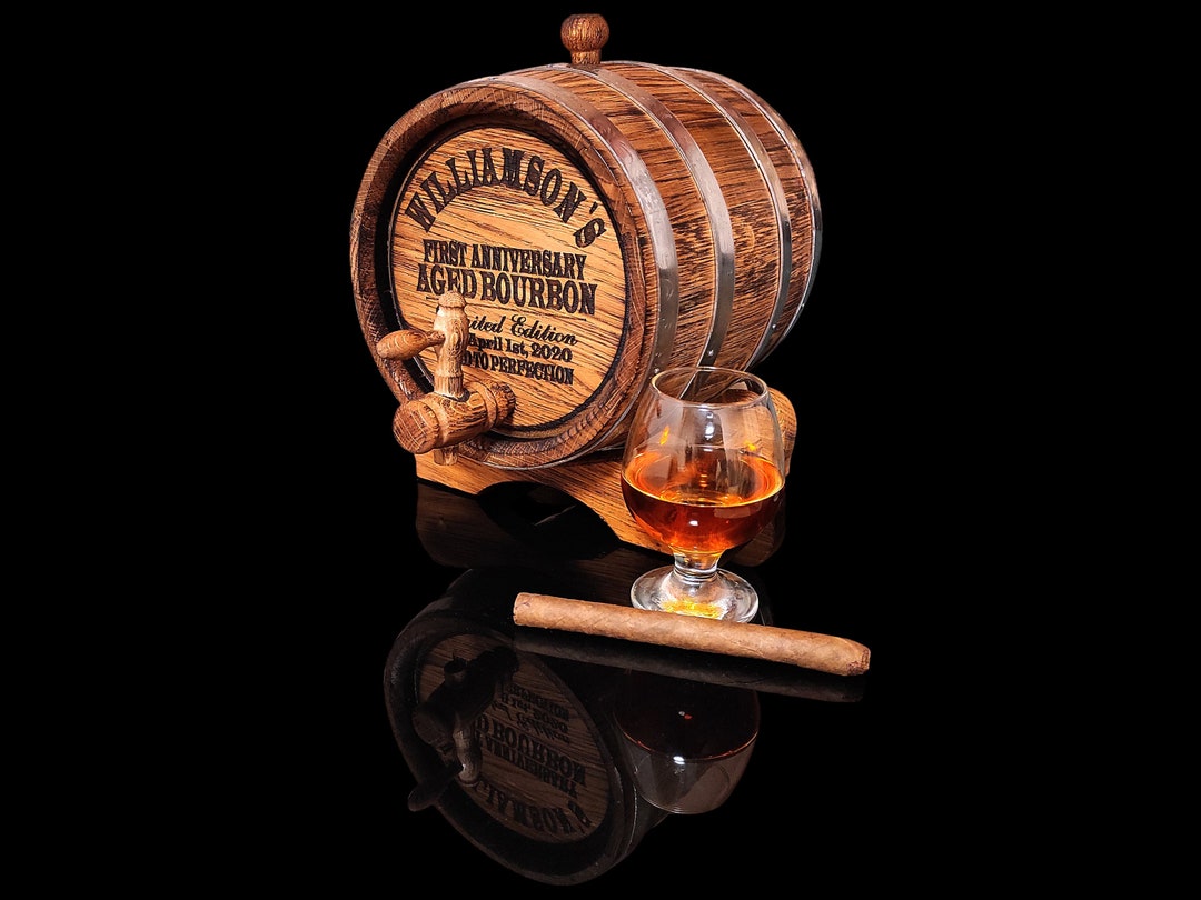 Personalized Aging Oak Whiskey Barrel Barrel 1, 3, 5. 10, 15 L Oak ...