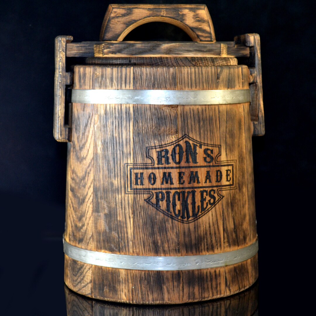 Personalized Rustic Oak Barrel With Lid / Antique Pickle Oak Barrel ...