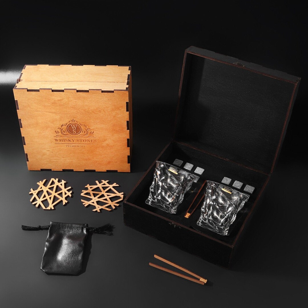 Whiskey Gift Set of 12 Whisky Chilling Stones Set, Whisky Set in Wooden ...