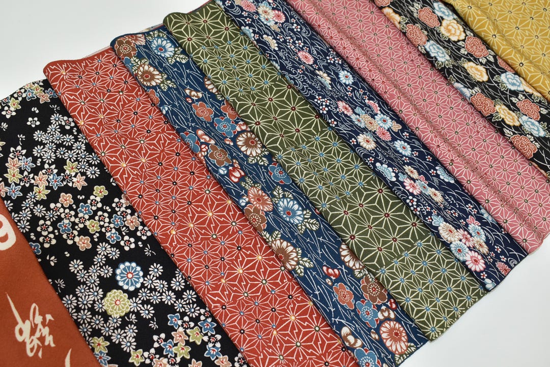K413 Un-used Vintage Silk Kimono Bolt tanmono : 15 Pattern Sample ...