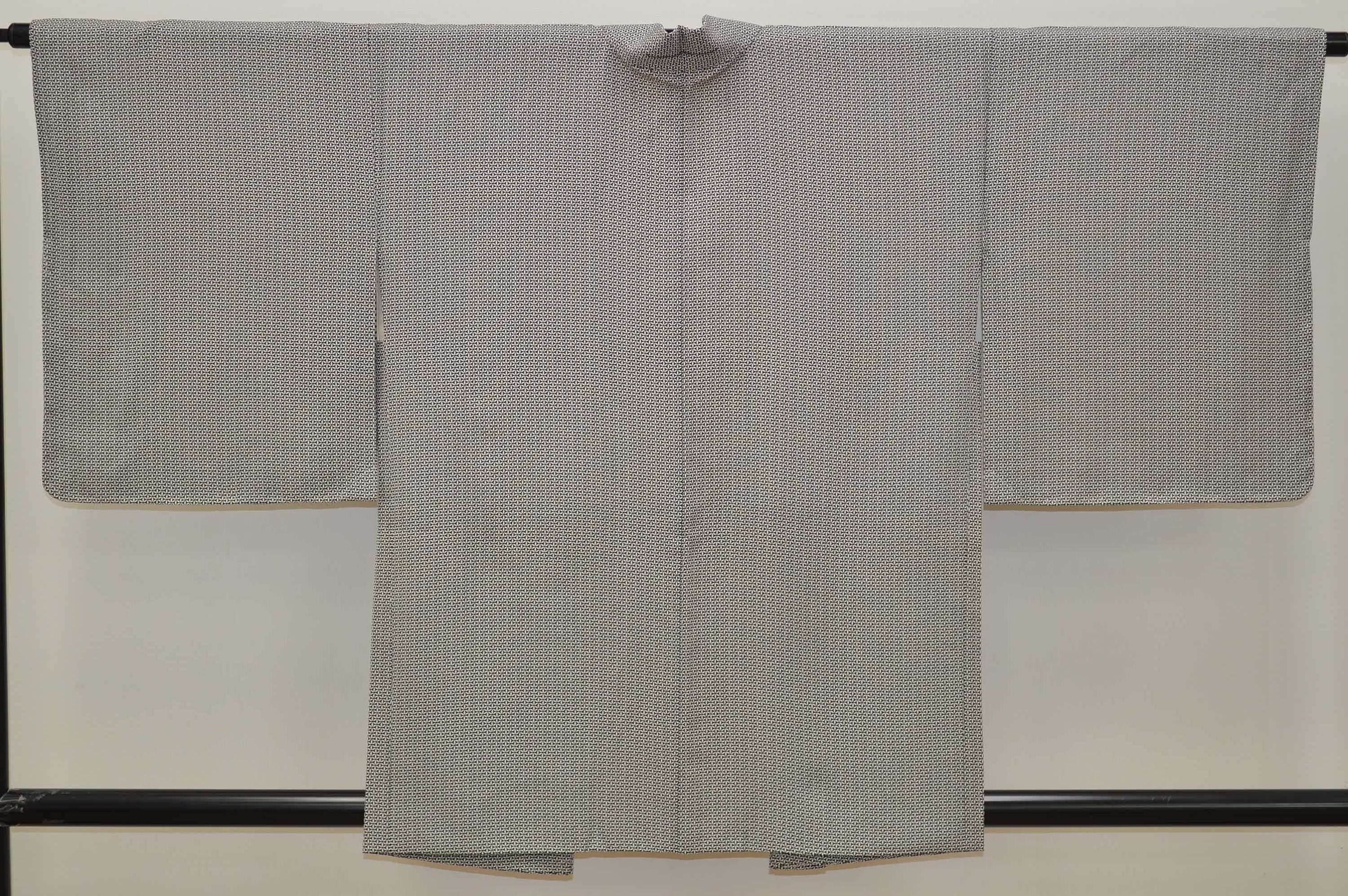 K301 Vintage Silk Kimono Haori Jacket : Black / White Shippo Geometric ...