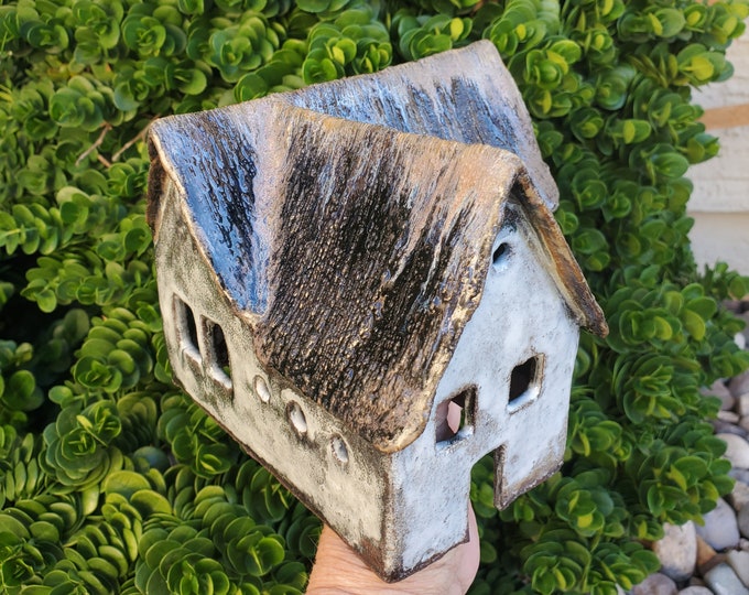 Winter Cabin : a Hand Built Ceramic House - Etsy