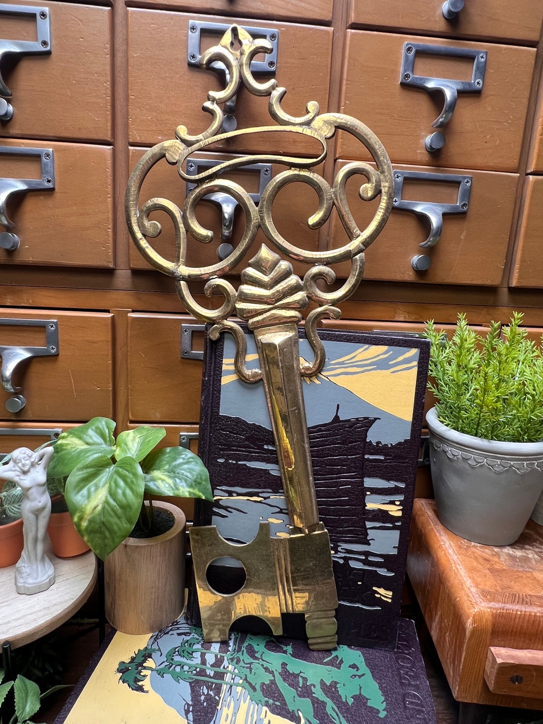 Vintage Large Brass Skeleton Key Wall Hanging - Etsy