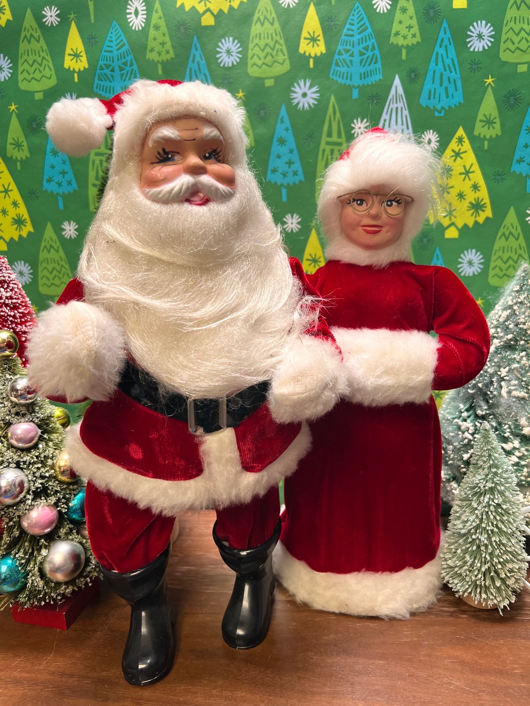Vintage Harold Gale Santa and Mrs Claus Figurines. - Etsy
