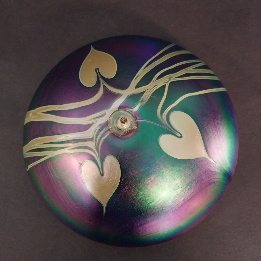 Glasshouse Studio Oil Lamp Signed Iridescent Art Glass Bleeding Heart ...