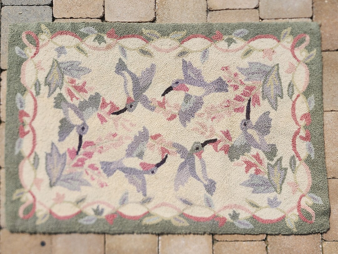 Antique/vintage Wool Hooked Rug With Hummingbirds and Pink Flowers 33.5 ...