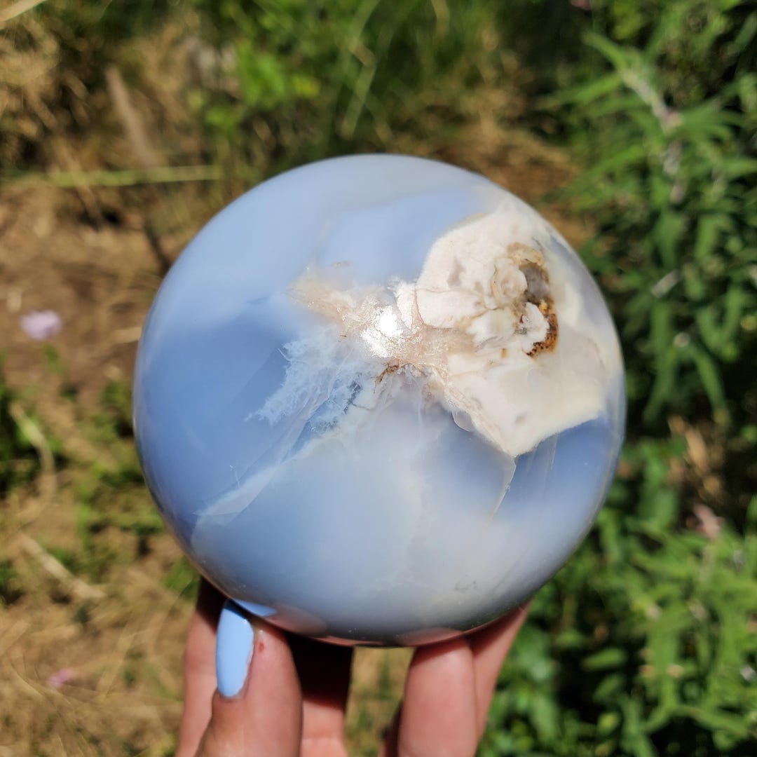 Chalcedony Crystal Sphere Light Blue Pastel 80 Mm | 688 Grams - Etsy