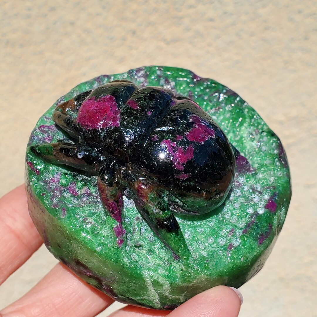 Ruby Zoisite Scarab Beetle Crystal Hand Carving Figurine UV 336 Grams ...