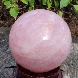 10lbs Gemmy Rose Quartz Dark Pink Crystal Sphere 4780 Grams 151mm 10lbs ...