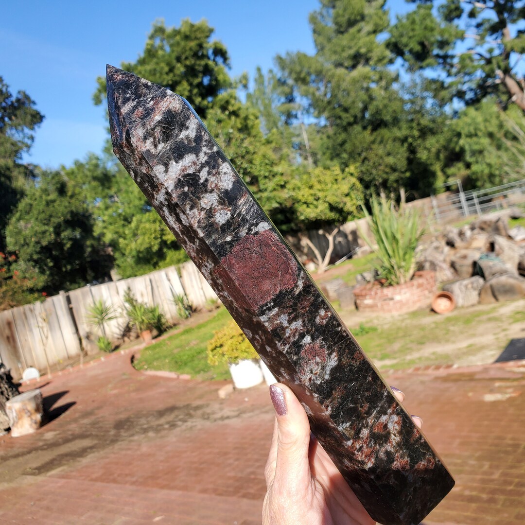 Red Garnet Arfvedsonite Astrophyllite Crystal Tower 1610 Grams 3lbs 9oz ...