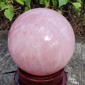 10lbs Gemmy Rose Quartz Dark Pink Crystal Sphere 4780 Grams 151mm 10lbs ...