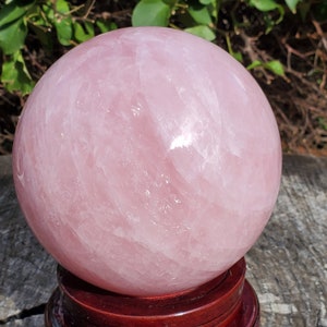 10lbs Gemmy Rose Quartz Dark Pink Crystal Sphere 4780 Grams 151mm 10lbs ...