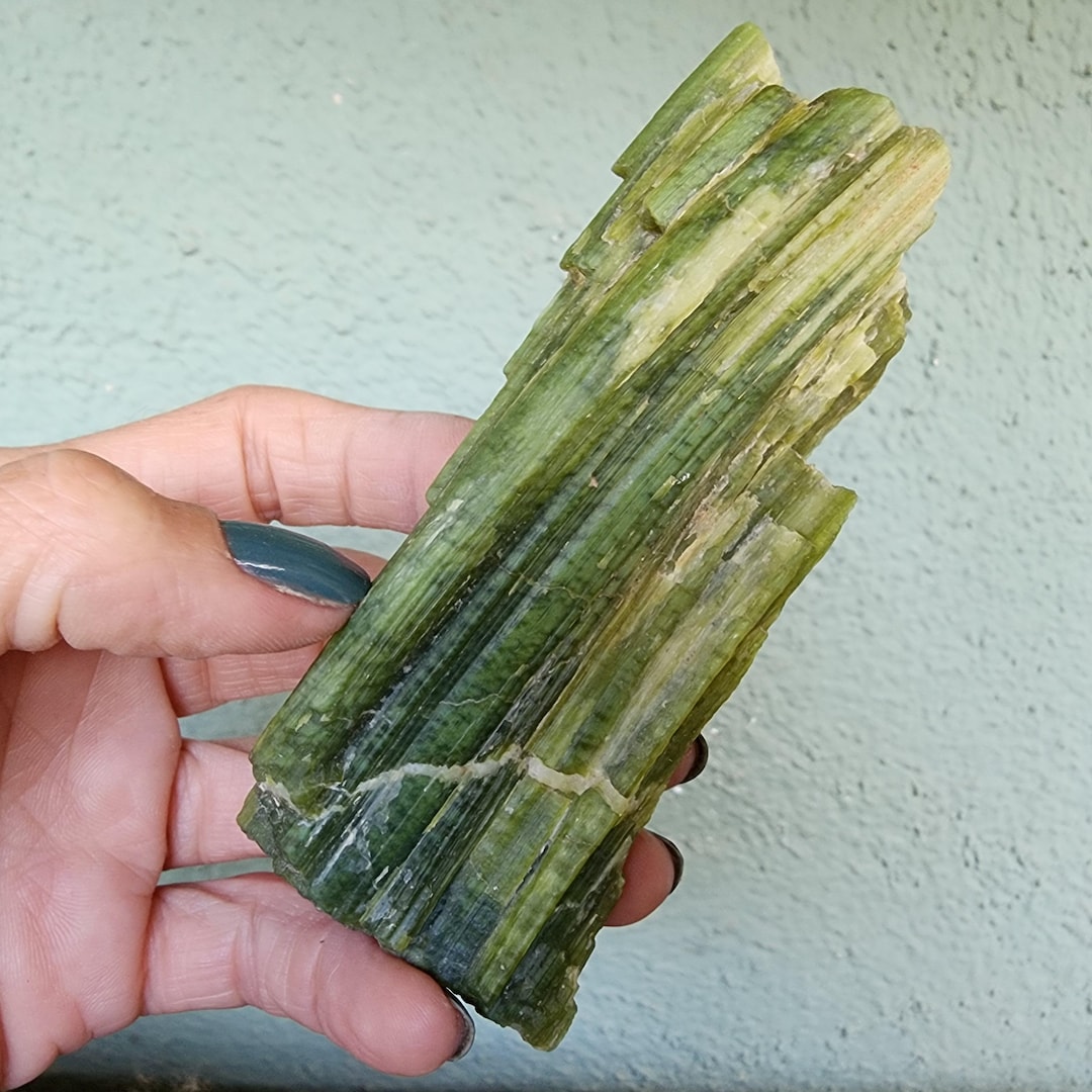Raw Green Tremolite Crystal Pakistan Mined Specimen L A Grade 124 Grams ...
