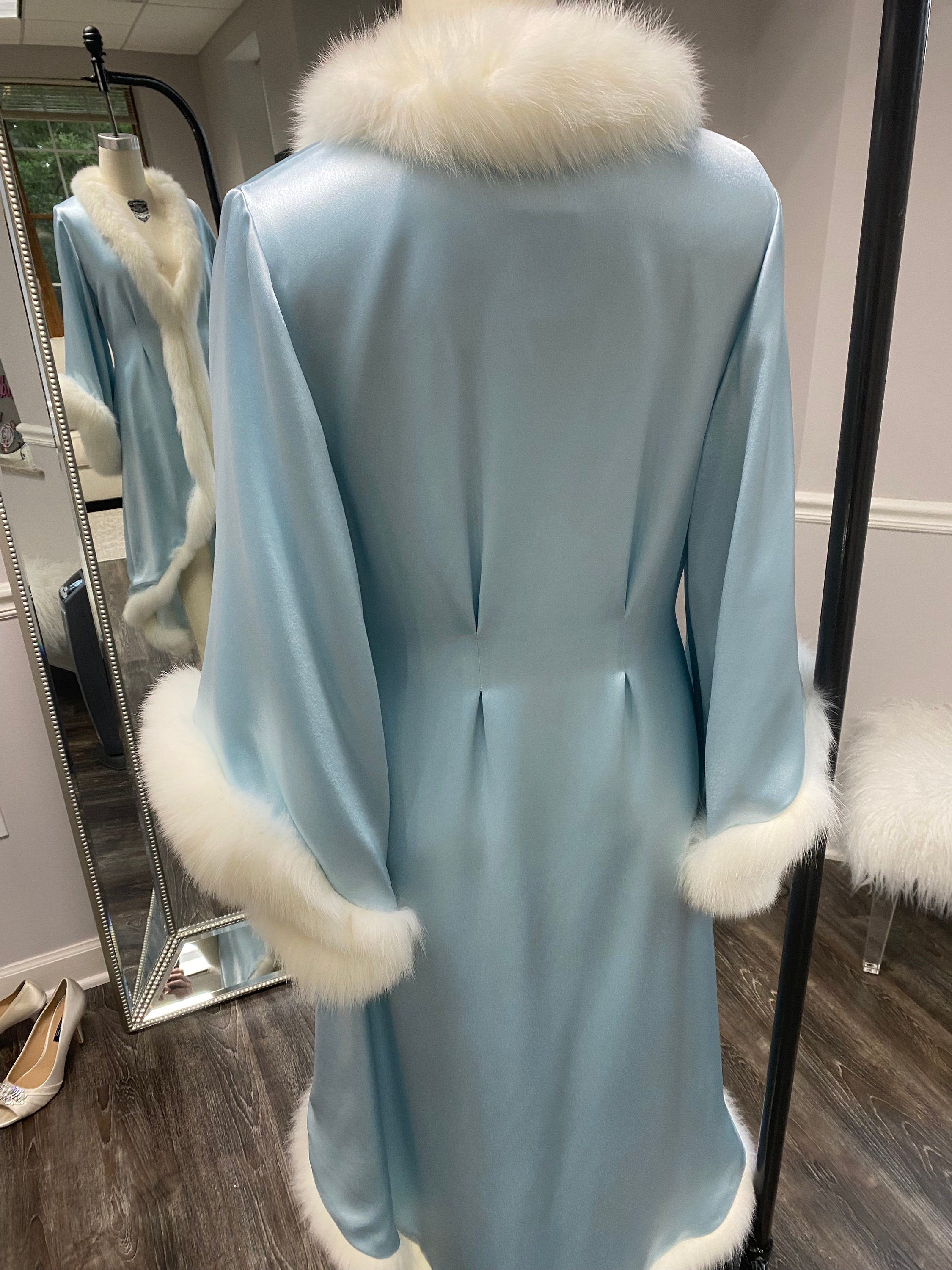 Luxury Fox Fur Robe/luxury Robe/silk Robe/bridal Robe/luxury Bridal ...
