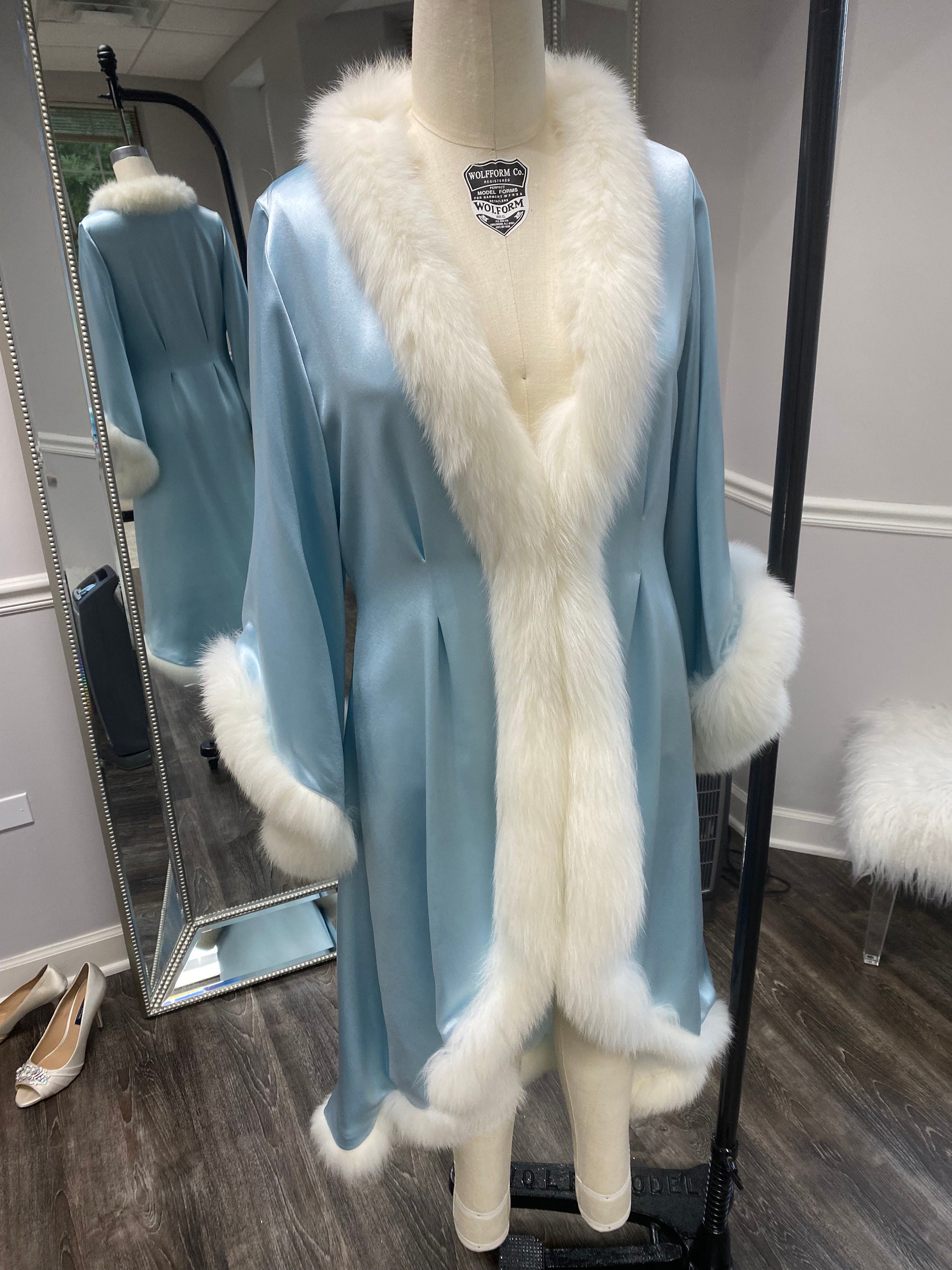 Luxury Fox Fur Robe/luxury Robe/silk Robe/bridal Robe/luxury Bridal ...