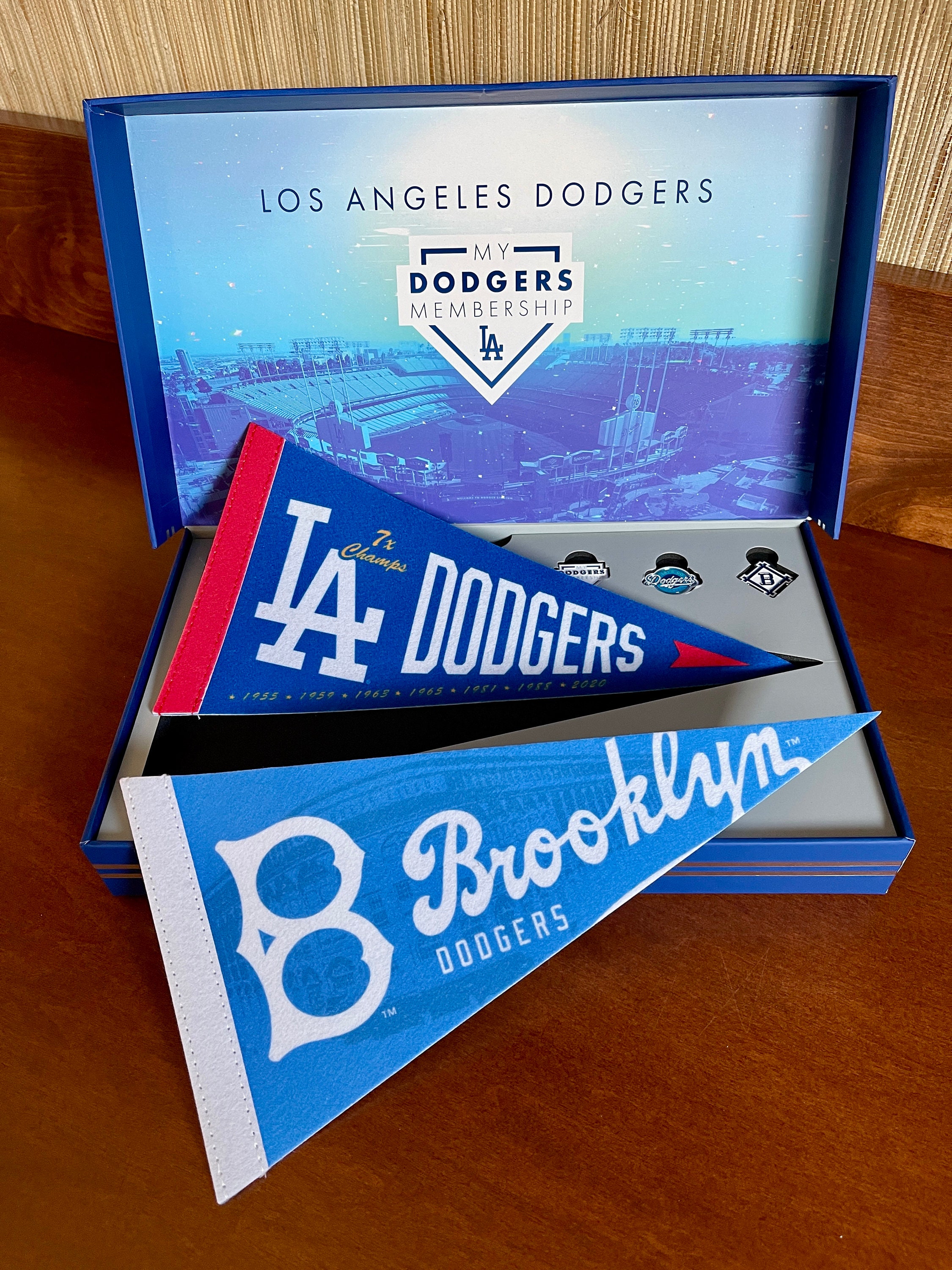 Dodgers Pin and Pennant Set 2023, Membership Exclusive - Etsy