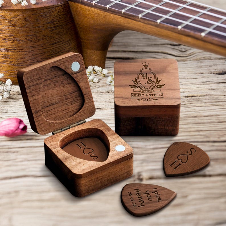 Custom Engraved Walnut Guitar Picks & Engraved Keepsake Box Case Set ...
