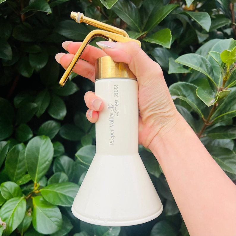 Personalised Plant Mister, Custom Engraved Flower/ Garden Sprayer ...
