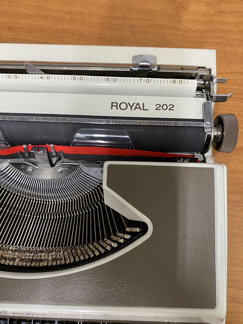 Vintage Japanese Typewriter, Litton Royal 202, 1960s - Etsy