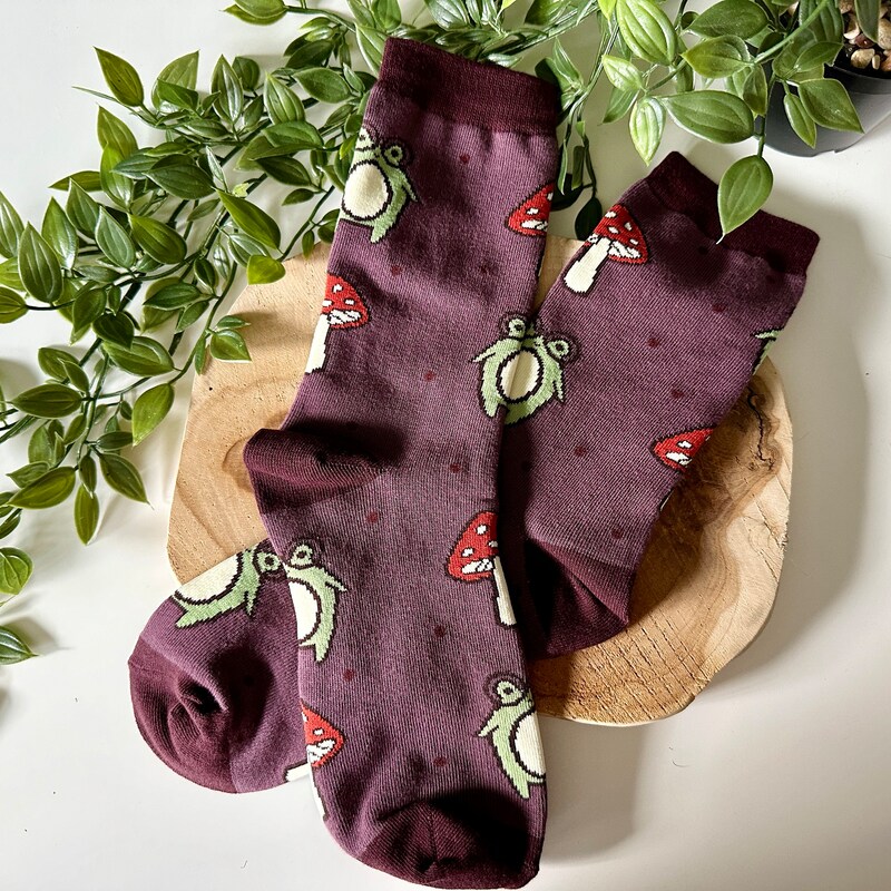 Frog Socks - Etsy