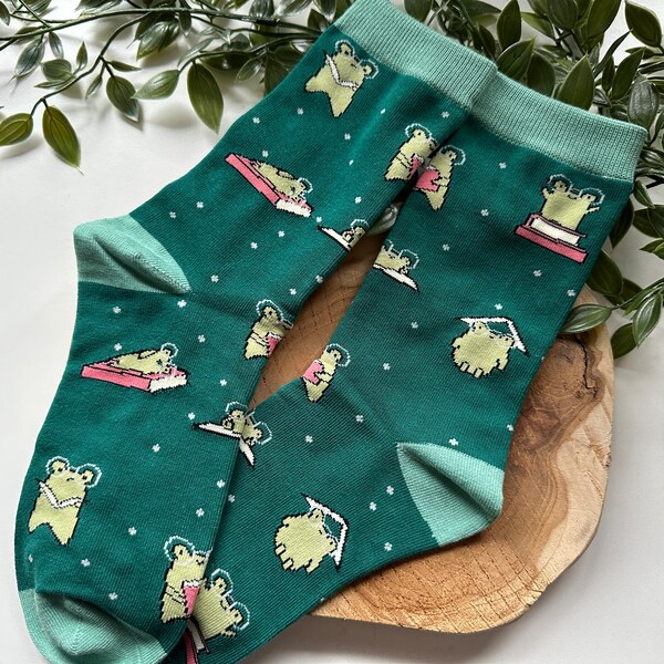 Frog Socks - Etsy