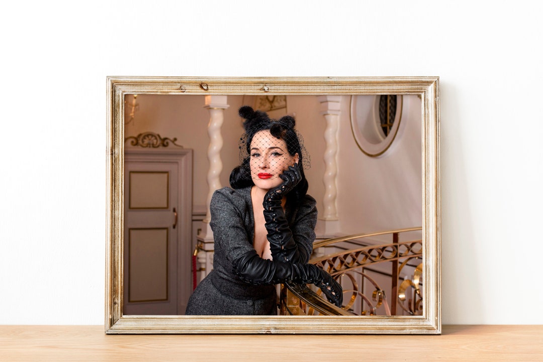 Dita Von Teese Poster, Home Wall Decor, Vintage Pin up Wall Art Prints ...