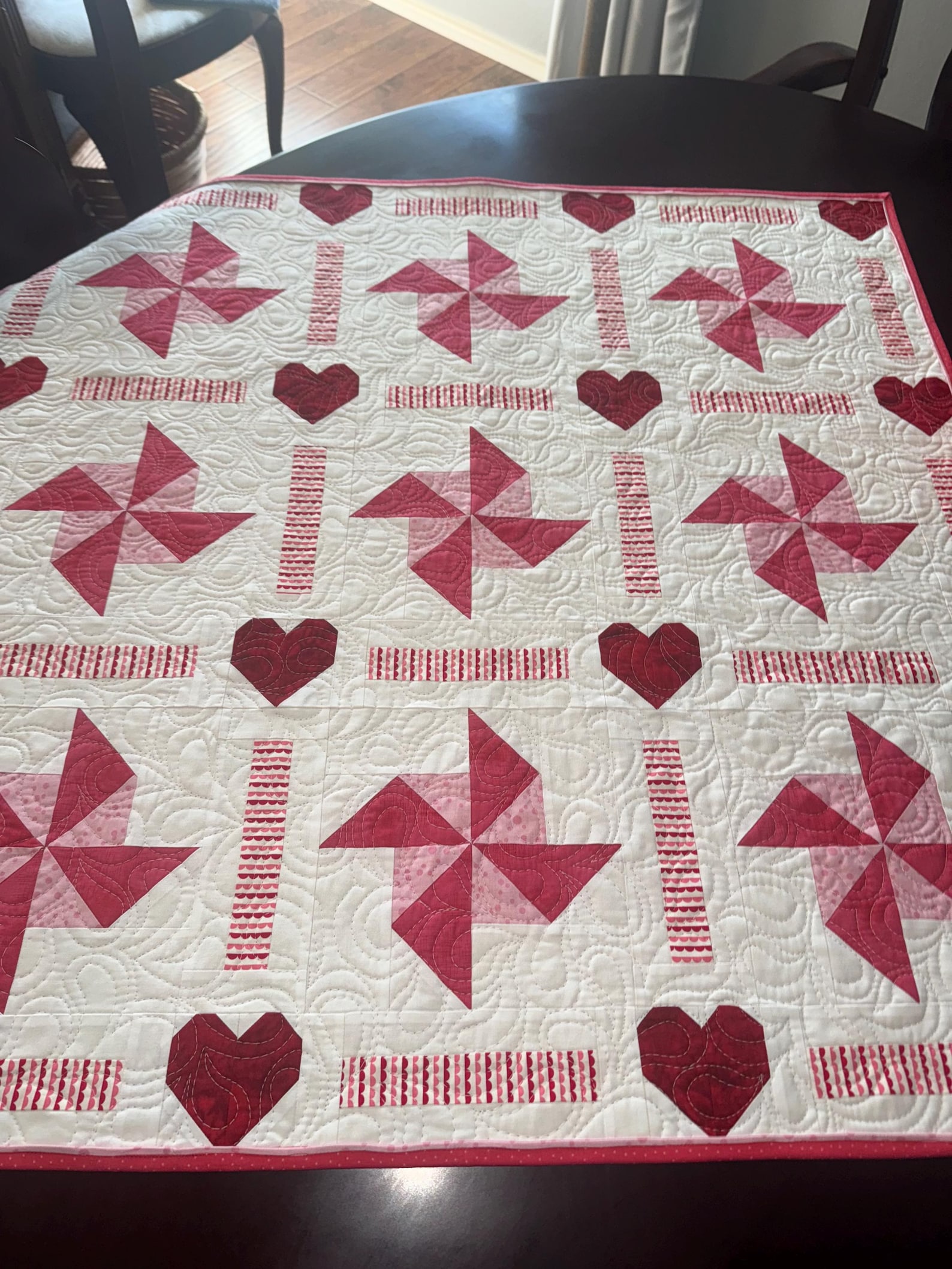 Handcrafted Valentine Hearts Quilt - Etsy