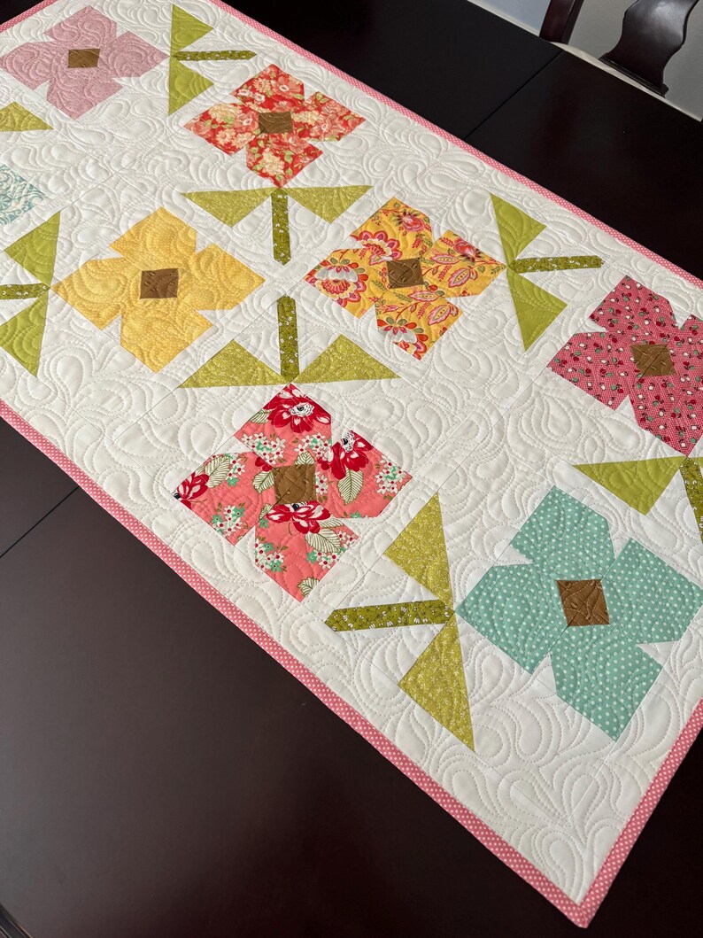 Handcrafted Flower Garden Quilted Table Runner - Etsy