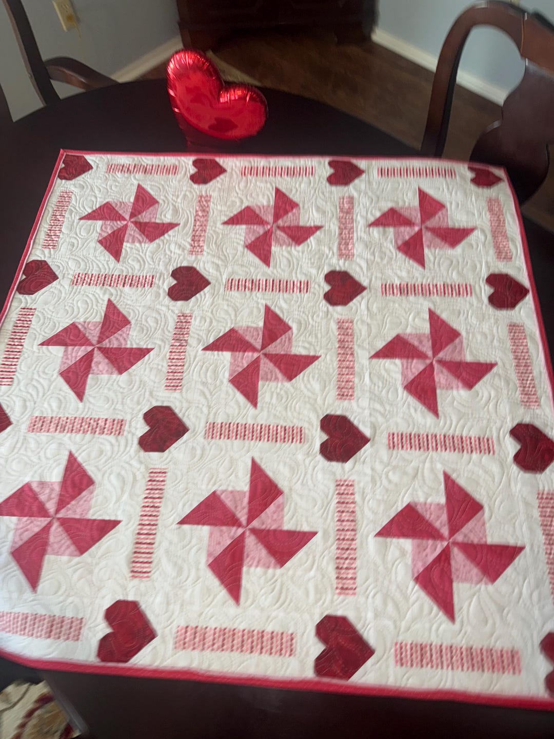 Handcrafted Valentine Hearts Quilt - Etsy