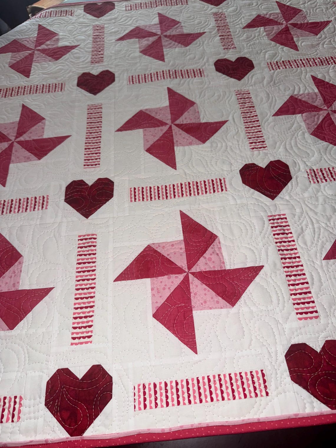 Handcrafted Valentine Hearts Quilt - Etsy