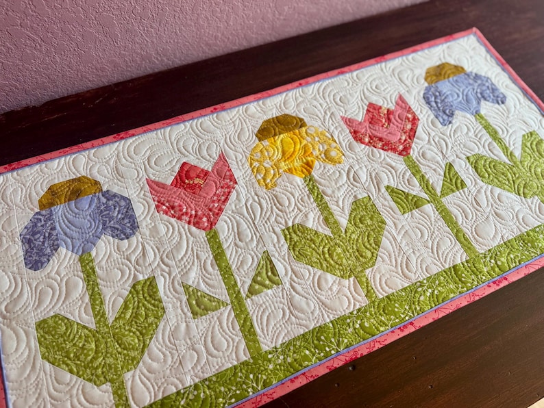 Digital Flower Garden Table Runner Quilt Pattern - Etsy