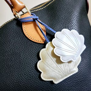 Handmade Shell Bag Charm Seashell Keychain Ocean Lover Gift Leather ...