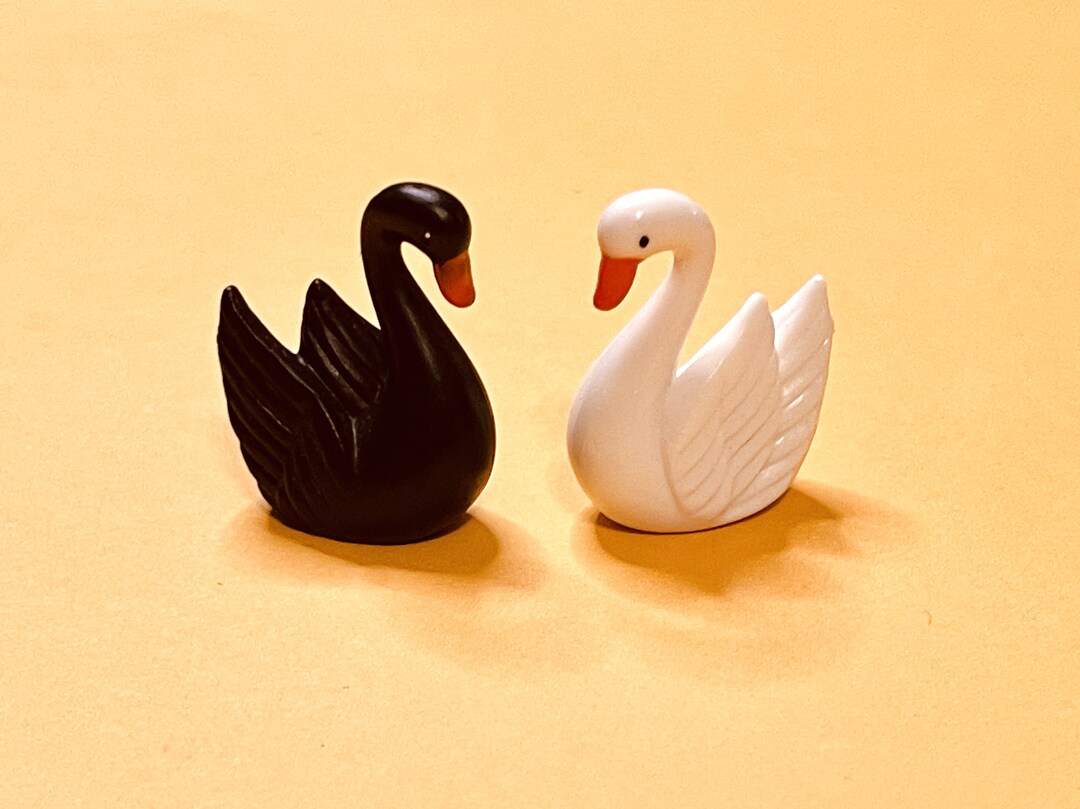 Set of 2 Miniature Swans Black & White Swans for Fairy - Etsy