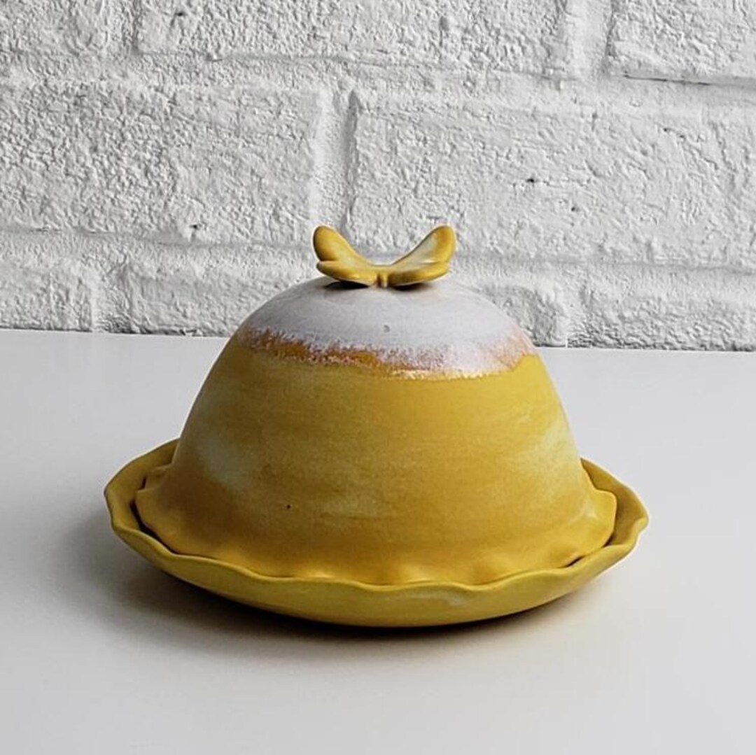 Yellow & White Countertop Butter Dish With Butterfly Lid Versatile ...