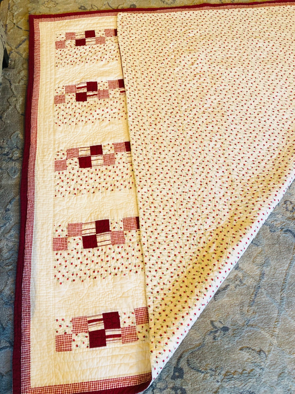 Vintage Red and Soft White Rose Strip Quilt 67 X 84 - Etsy