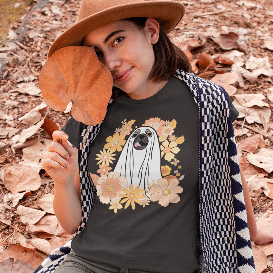 Retro Halloween Pug Ghost T-shirt: Funny Dog Lover Gift - Etsy
