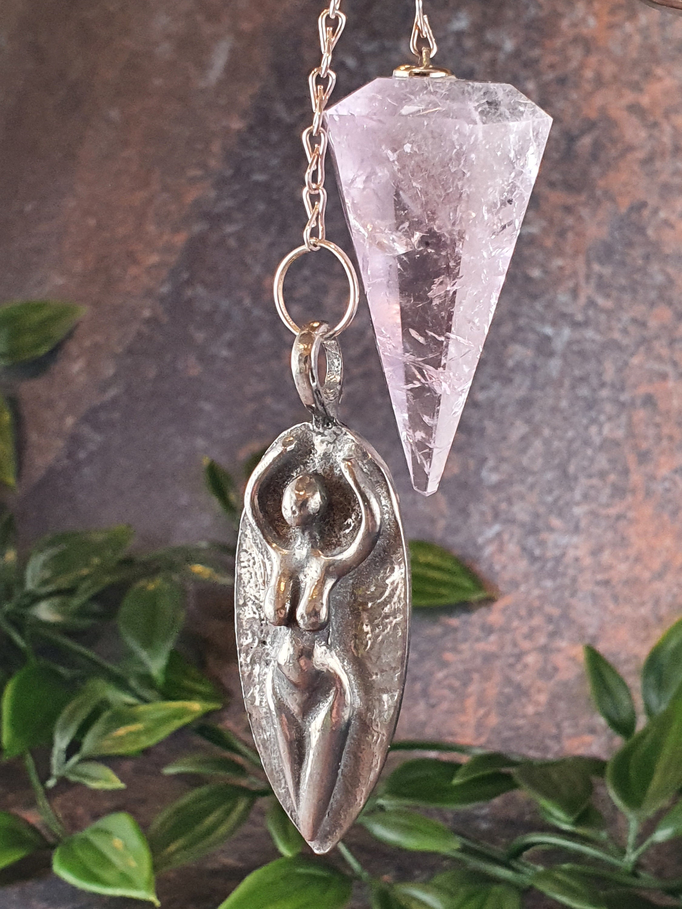 Pendulums – Various Crystal Types - Etsy Australia