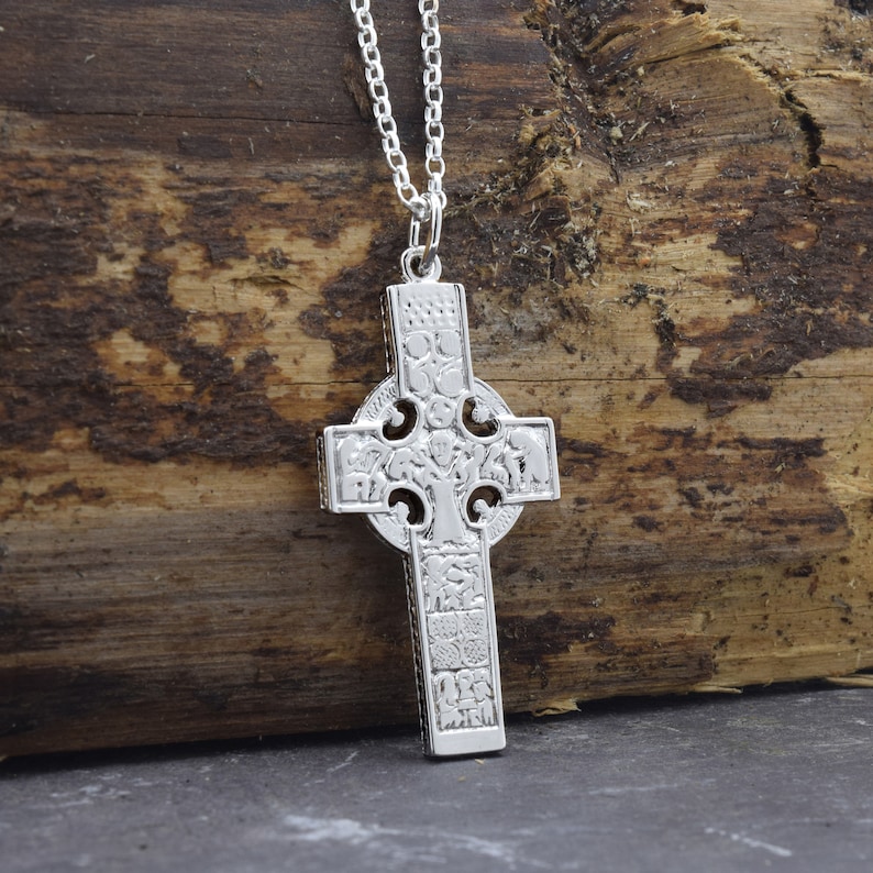 Celtic Cross Necklace Cross of Durrow - Etsy