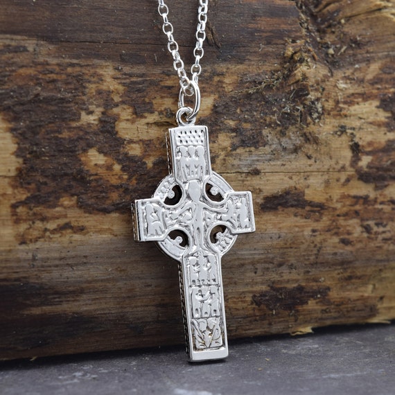 Celtic Cross Necklace Cross of Durrow - Etsy