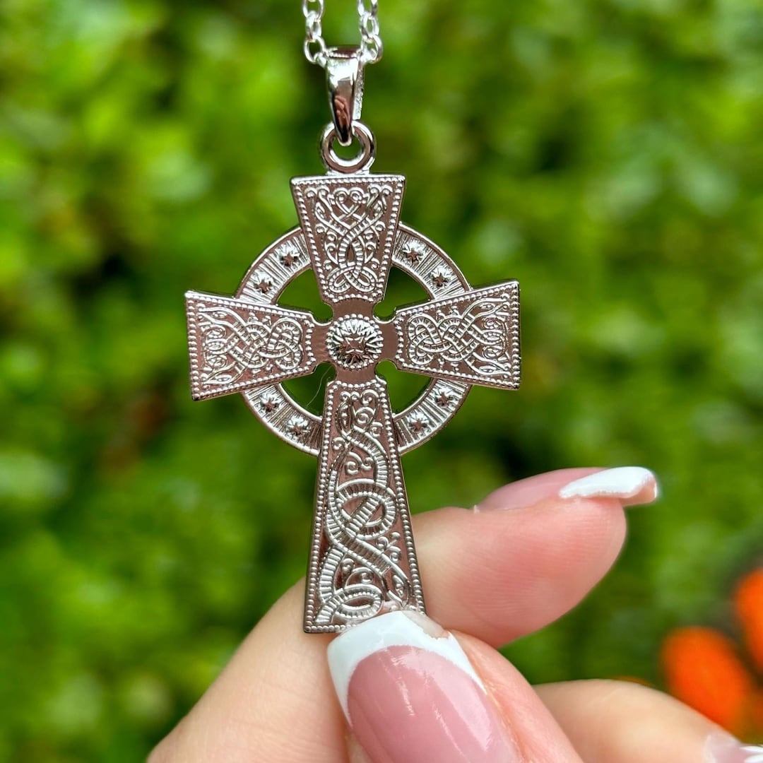 Medium Silver Celtic Warrior Cross Necklace - Etsy