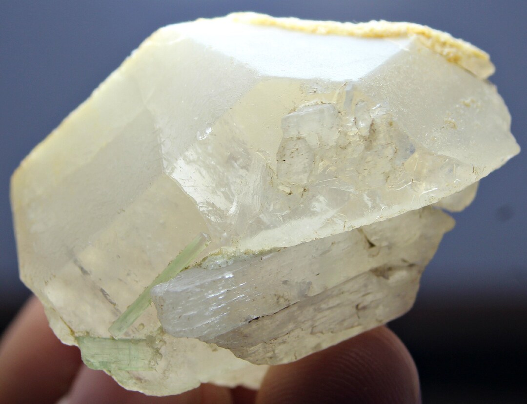 127.0 CT Collectible Transparent Quartz Crystal With Twin Indicolite ...